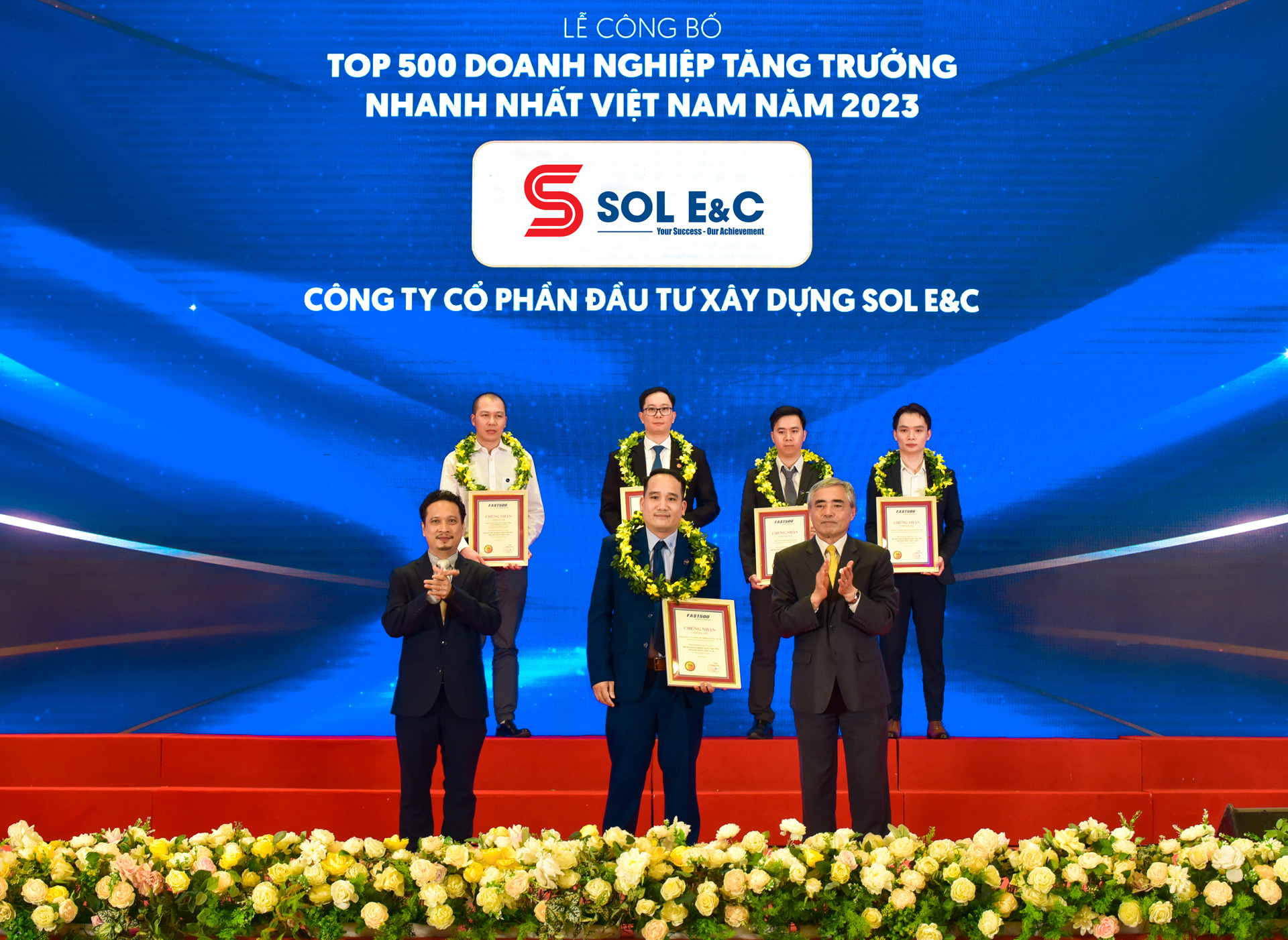 SOL E&C tiếp tục được vinh danh trong TOP các doanh nghiệp tăng trưởng ...